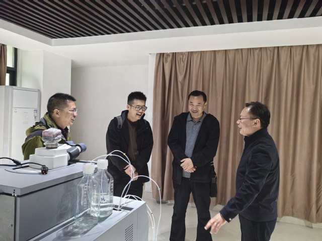 阿克陶科邦锰业制造有限公司党委书记苏武军到东华理工大学调研（转自校园网）